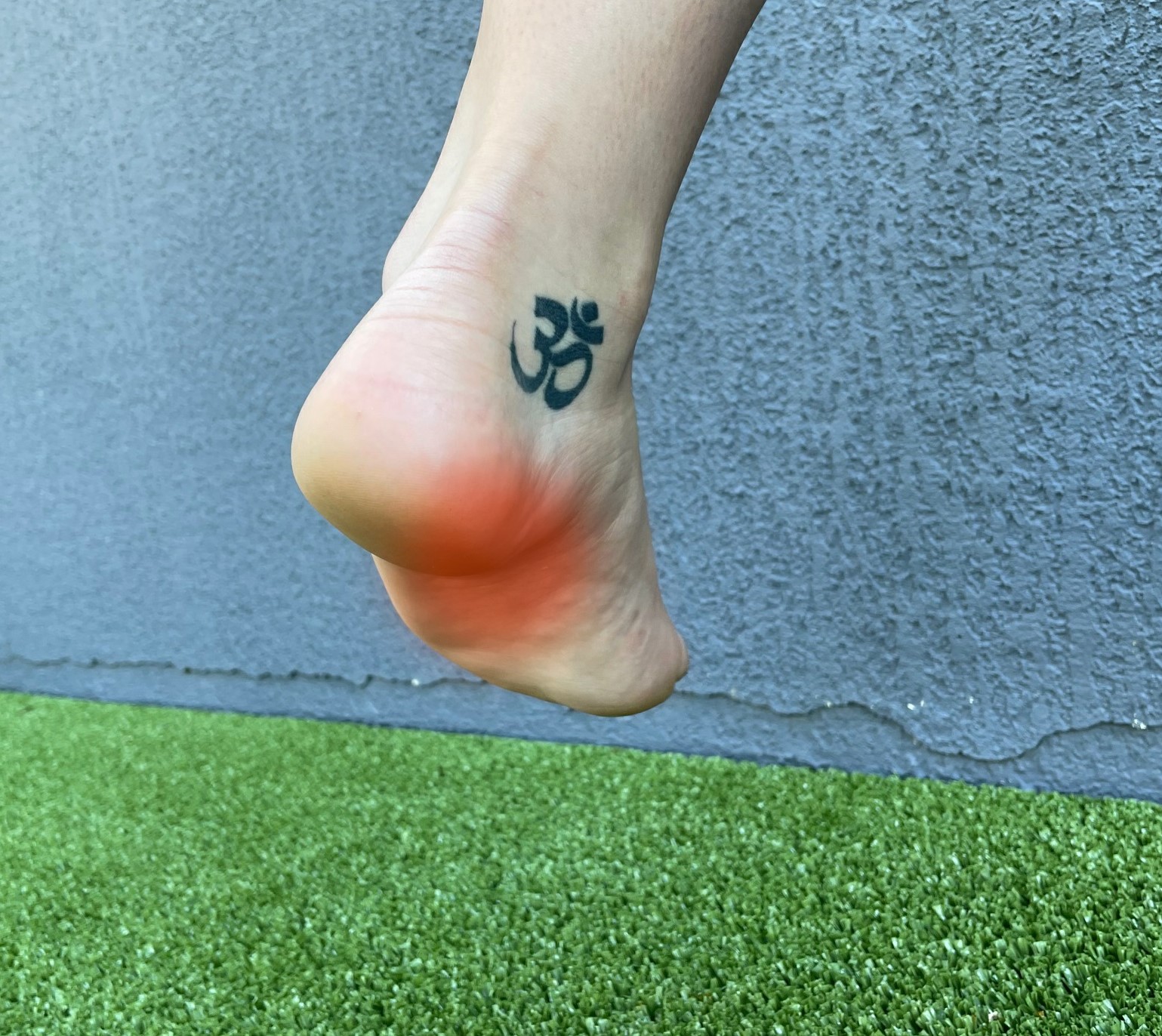 Heel Pain Part 3 - Pain in the Achilles Tendon - A Practical Self Help ...